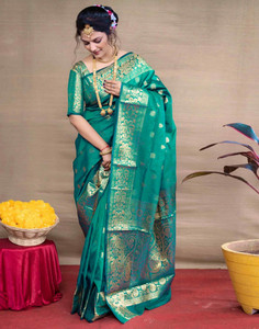 Buy GARIYA Woven Banarasi Jacquard Light Green Sarees Online @ Best ...