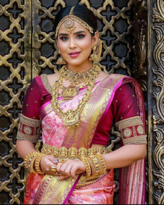 Buy Radha Rani Fashion Woven Kanjivaram Jacquard, Pure Silk Pink Sarees ...