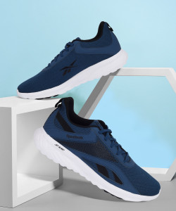 REEBOK Conclave runner M Casuals For Men - Buy REEBOK Conclave runner M ...