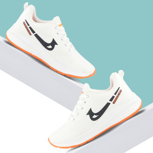 Hitway CORSA-11 Running Shoes For Men - Buy Hitway CORSA-11 Running ...