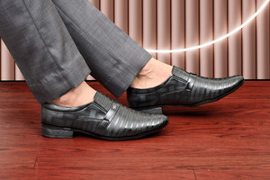 Jodi Maker Slip On For Men - Buy Jodi Maker Slip On For Men Online at ...