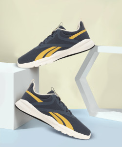 REEBOK Amplified runner M Running Shoes For Men - Buy REEBOK Amplified ...