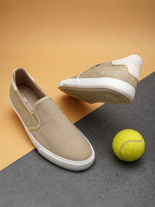 FLYING MACHINE MARIO Slip On Sneakers For Men - Buy FLYING MACHINE ...