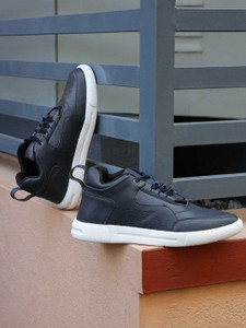HIGHLANDER Sneakers For Men - Buy HIGHLANDER Sneakers For Men Online at ...