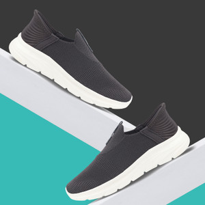 Hitway SKIT IN-01 Walking Shoes For Men - Buy Hitway SKIT IN-01 Walking ...