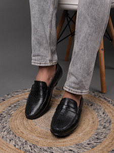 one8 by Virat Kohli Men's Leather Office/Smart Casuals/Evening Slip-on ...
