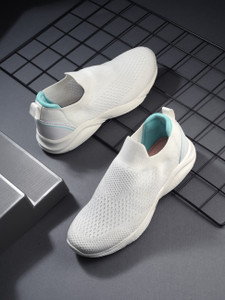 HRX by Hrithik Roshan 161 Walking Shoes For Women - Buy HRX by Hrithik ...