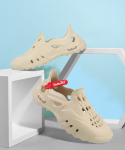 WALKAROO Clogs For Men - Buy WALKAROO Clogs For Men Online at Best ...