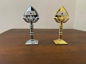 Deethyas Fashion Pack 2 Murugan Vel For Car Dashboard gold Metal Om ...