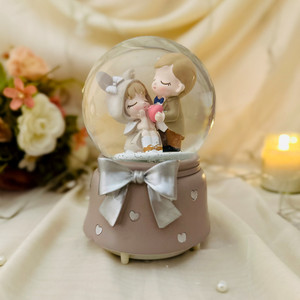 SASSIE Lovers Crystal Snow Dome For Couples Decorative Showpiece - 15 ...