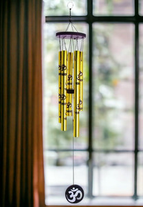Divine Creations Feng Shui Metal Wind Chime with Om Print, 5 Pipes for ...