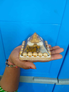 VSP VASTU SAMADHAN 21 Shree Yantra Gomti Crystal Pyramid for good ...