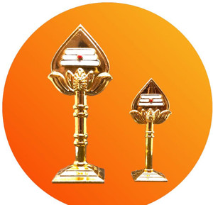Deethyas Pack of 2 Lord Murugan Vel 7 Cms & 10 Cms Subramaniya Swamy ...