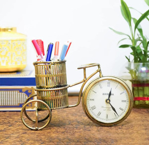 MAHIARTNCRAFTS NTD_75 CLOCK Decorative Showpiece - 20 cm Price in India ...