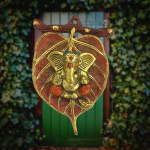 9tees Mart - Vastu Fengshui New Lord Ganesha, Ganesh Ji on Leaf / Pipal ...