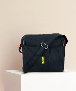 Woons Black Sling Bag Cross body Men’s Sling Messenger Bag for Travel ...