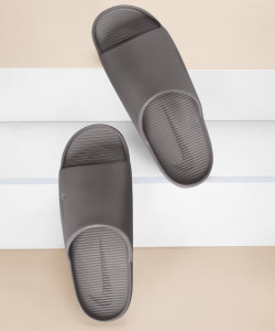 NIKE Men Slides - Buy NIKE Men Slides Online at Best Price - Shop ...