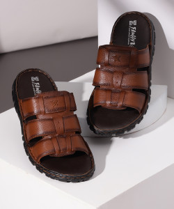 RED CHIEF Men Slippers - Buy RED CHIEF Men Slippers Online at Best ...