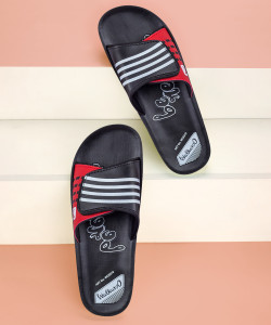 WALKAROO Men Slippers - Buy WALKAROO Men Slippers Online at Best Price ...