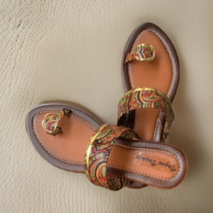 VogueVoyage Women Flip Flops - Buy VogueVoyage Women Flip Flops Online ...
