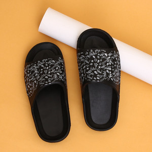 LYVI Men Men's Stylish Soft & Comfortable Waterproof Slides Slides ...