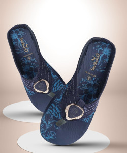 WALKAROO Slippers - Buy WALKAROO Slippers Online at Best Price - Shop ...