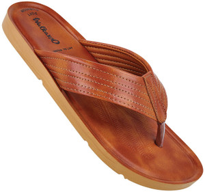 WALKAROO Men Slippers - Buy WALKAROO Men Slippers Online at Best Price ...