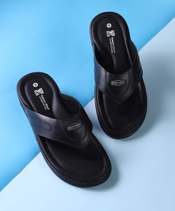 RED CHIEF Men Slippers - Buy RED CHIEF Men Slippers Online at Best ...