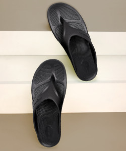 COLUMBUS Men Slippers - Buy COLUMBUS Men Slippers Online at Best Price ...
