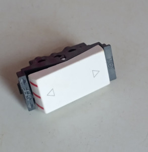 Hardware 16A 2 Way Switch Price in India - Buy Hardware 16A 2 Way ...