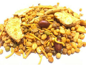 The Paratha & Ready Bites Premium Navratan_Mix_Namkeen Price in India ...
