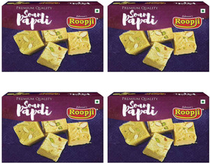 ROOPJI Soan Papdi 2Kg (500Gm x 4) Bikaneri Sweets Authentic Indian ...