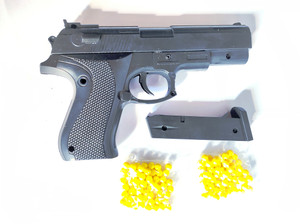 Pinatela Kids' Airsoft Mouser Gun - Realistic and Safe Shooting ...