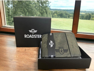 Roadster Men Formal Green Artificial Leather Wallet Green06 - Price in ...