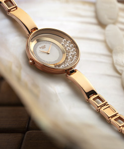 Titan Raga Power Pearls Raga Power Pearls Analog Watch - For Women ...