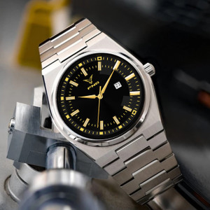 FNB FN-1023 Stylish Elegnet Design Watch for Men Analog Watch - For ...
