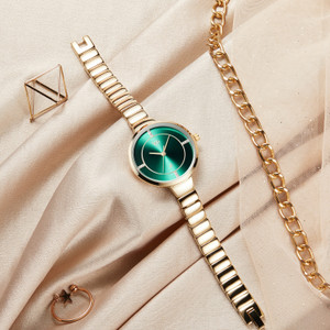 Fastrack Vyb Enigma Green Dial Gold Strap Analog Watch - For Women ...