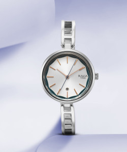 Titan Raga Viva 6 Phase 1 RAGA VIVA VI Analog Watch - For Women - Buy ...