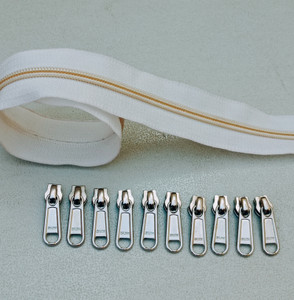 Togline ZIP NO. 5 ,5 MTR WHITE ZIP AND 10 STAINLESS STEEL RUNNER White ...